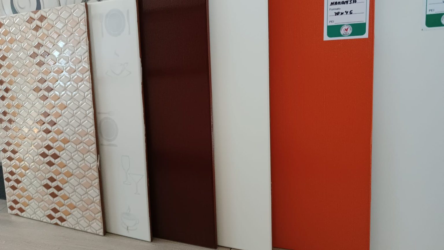 Formas y colores en revestimiento cerámico, 4 aspectos que considerar